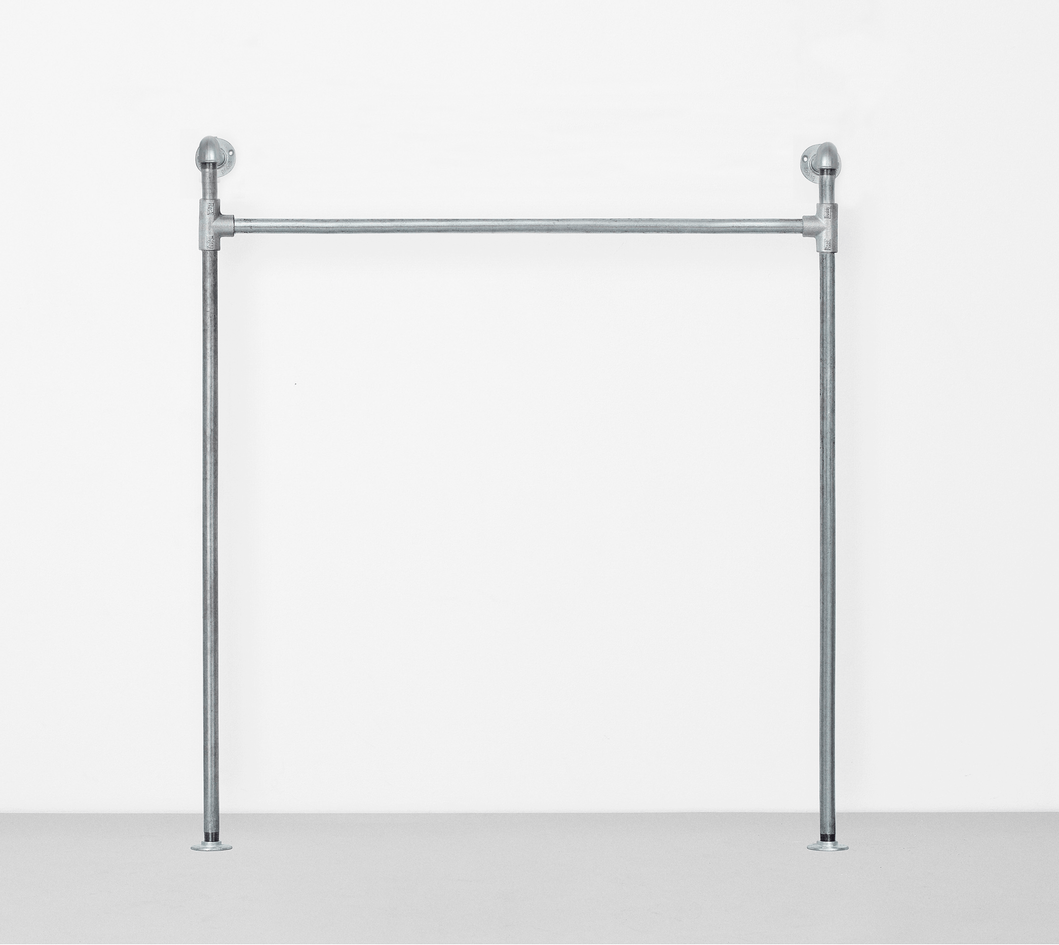 RackBuddy clothes rack in silver with adjustable height